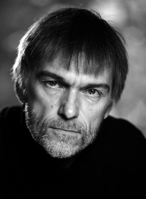 Actor James Simmons | Professional Role Play Actors for Business